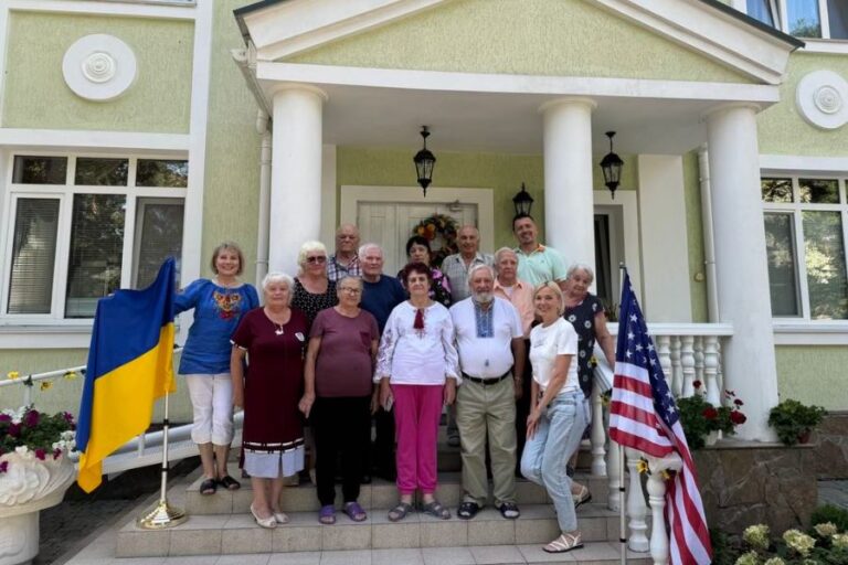 To Ukraine With Love: Ukrainian Charity Helping Ukraine